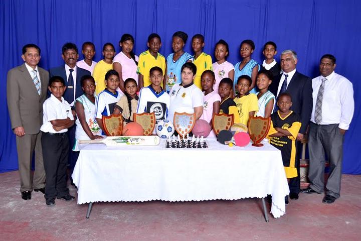 Sport champs bring honour to their school | Rising Sun Newspapers