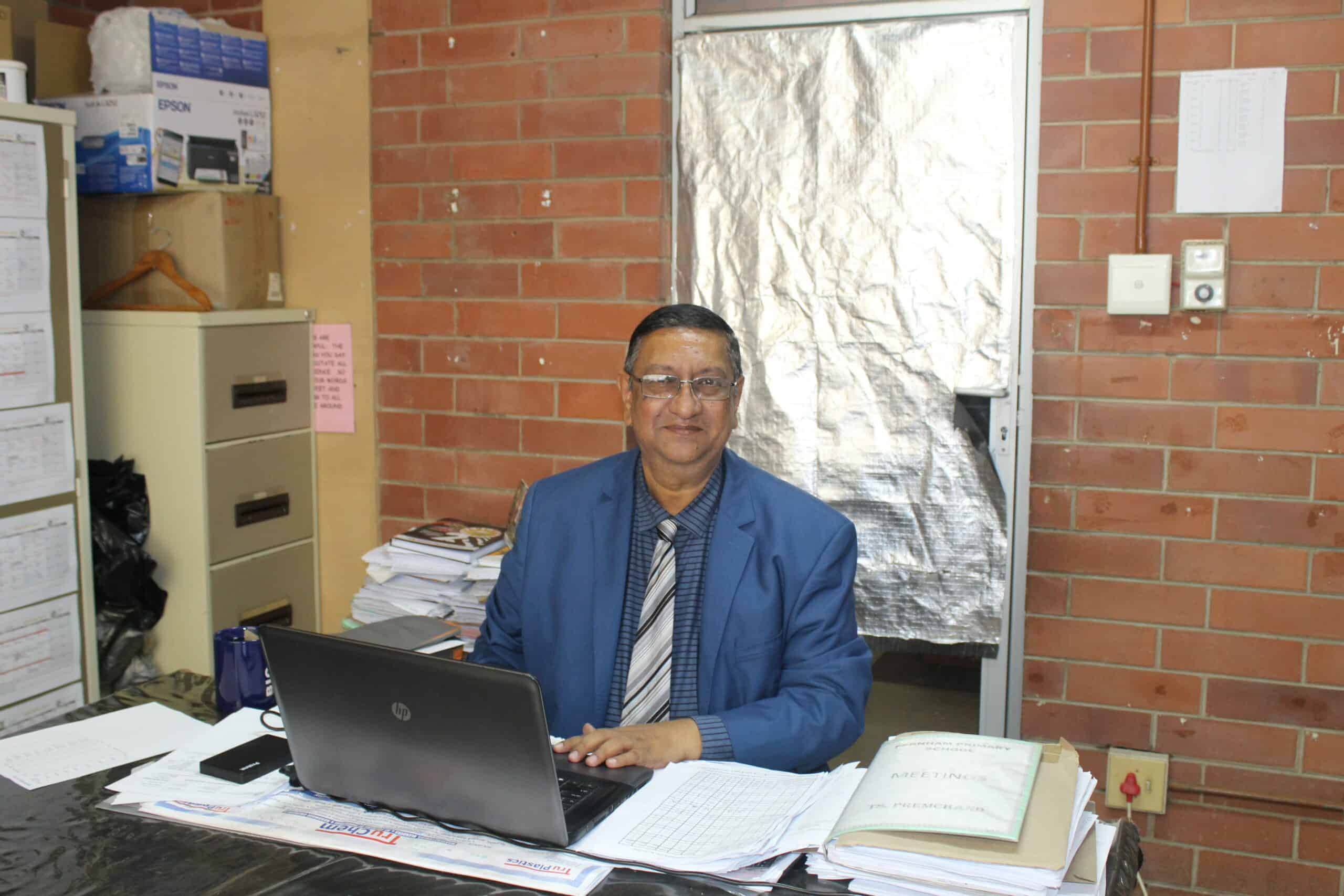 Fernham Primary principal retires after 37 years in education | Rising ...